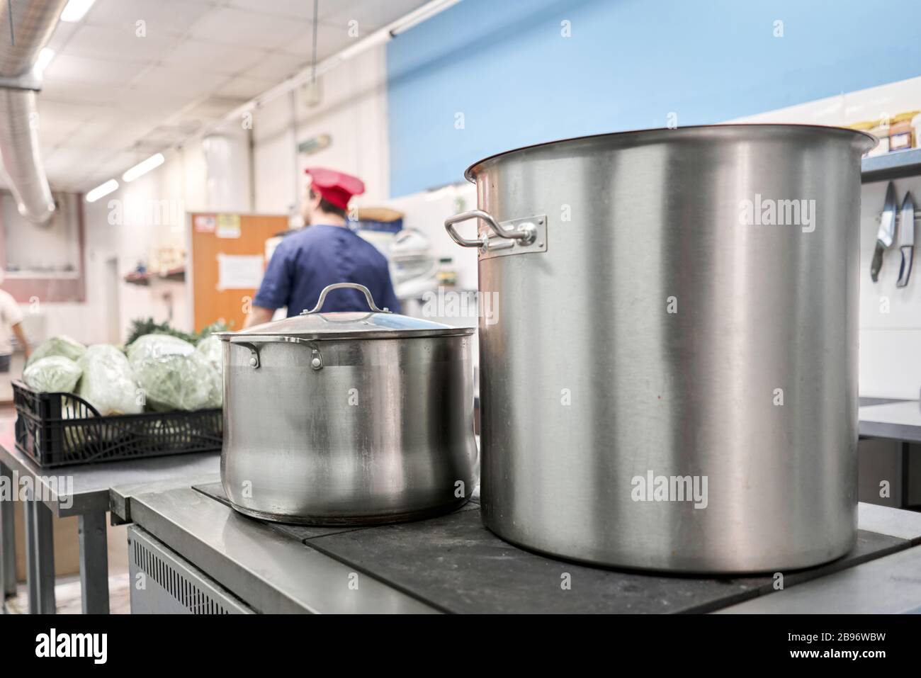 Large Cooking Pots High Resolution Stock Photography and Images - Alamy