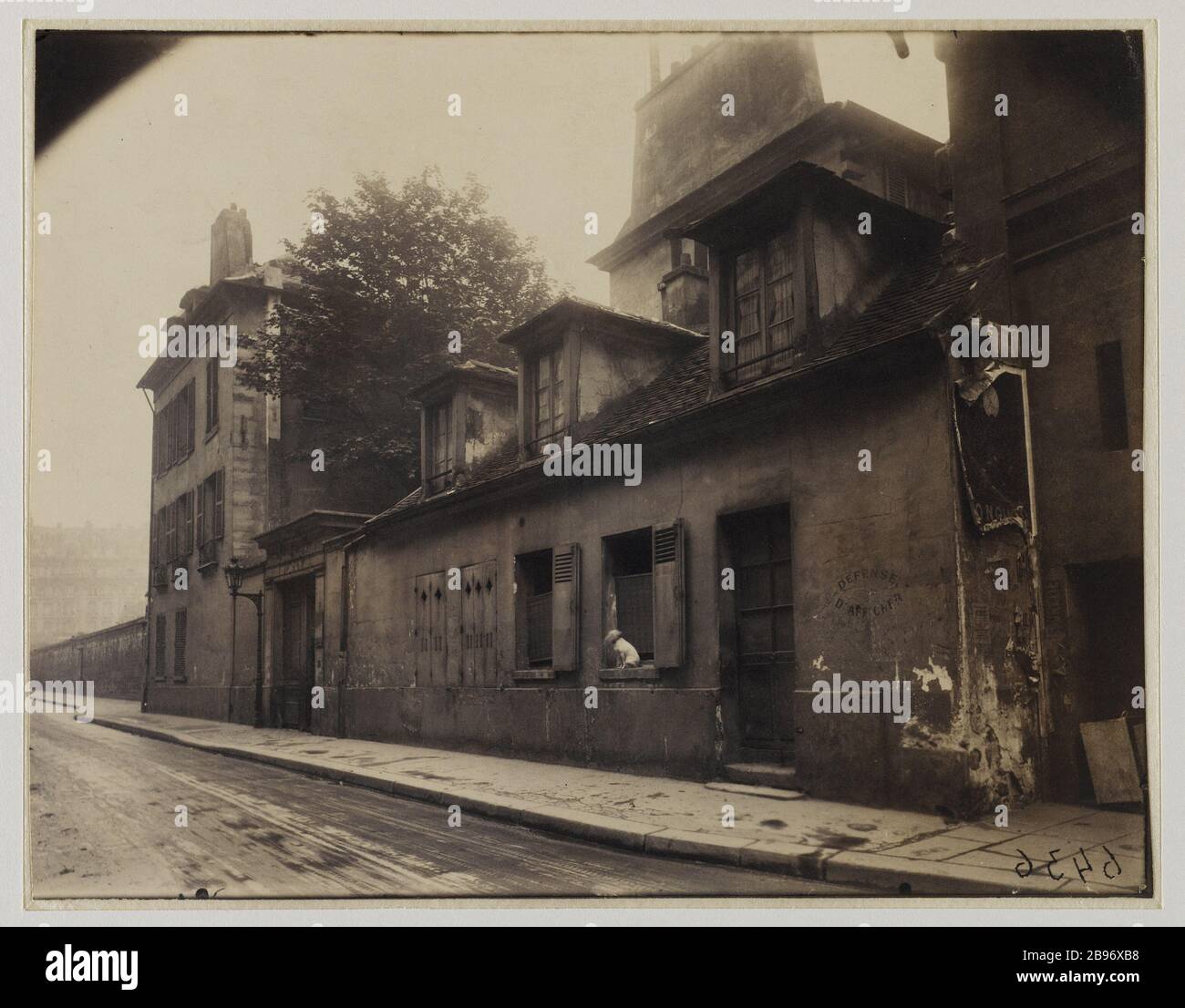 17 rue denfert rochereau hi-res stock photography and images - Alamy