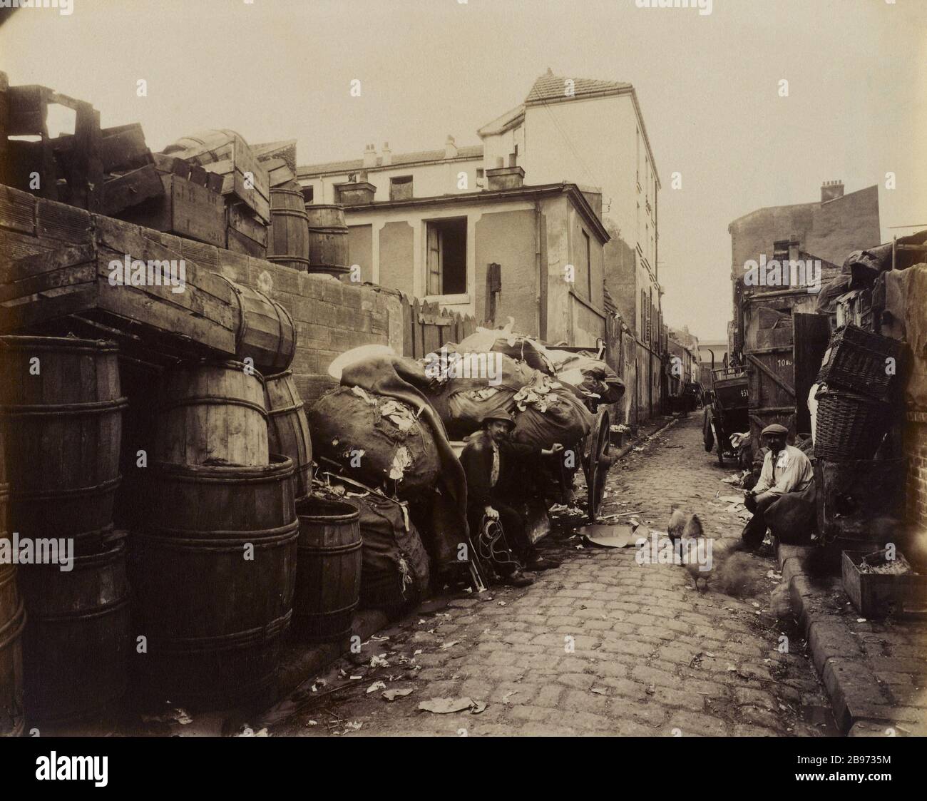Rag picker paris hi-res stock photography and images - Alamy