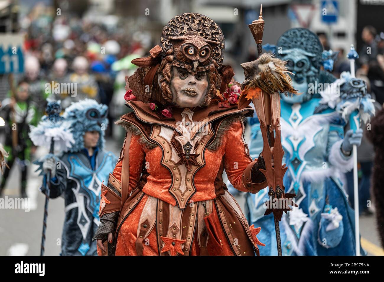 Masked tourism hi-res stock photography and images - Alamy