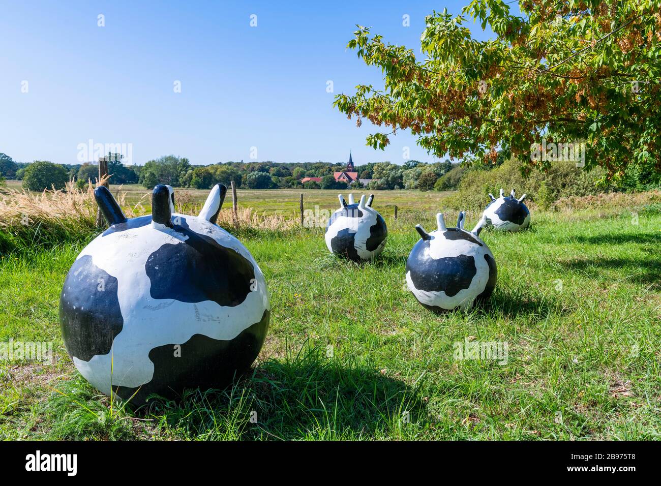 Nature art installation hi-res stock photography and images - Alamy