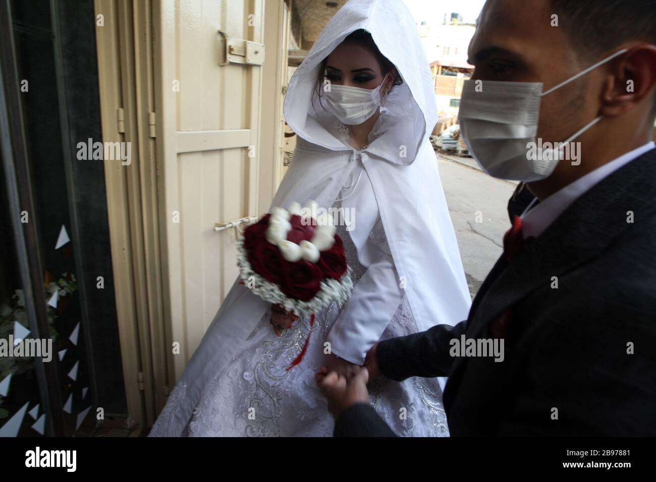 Khan Younis, Gaza. 23rd Mar 2020. Palestinian groom Mohamed abu Daga ...