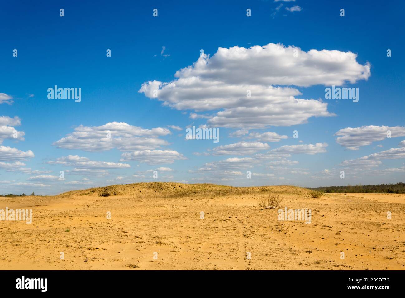 Nice white desert hi-res stock photography and images - Alamy