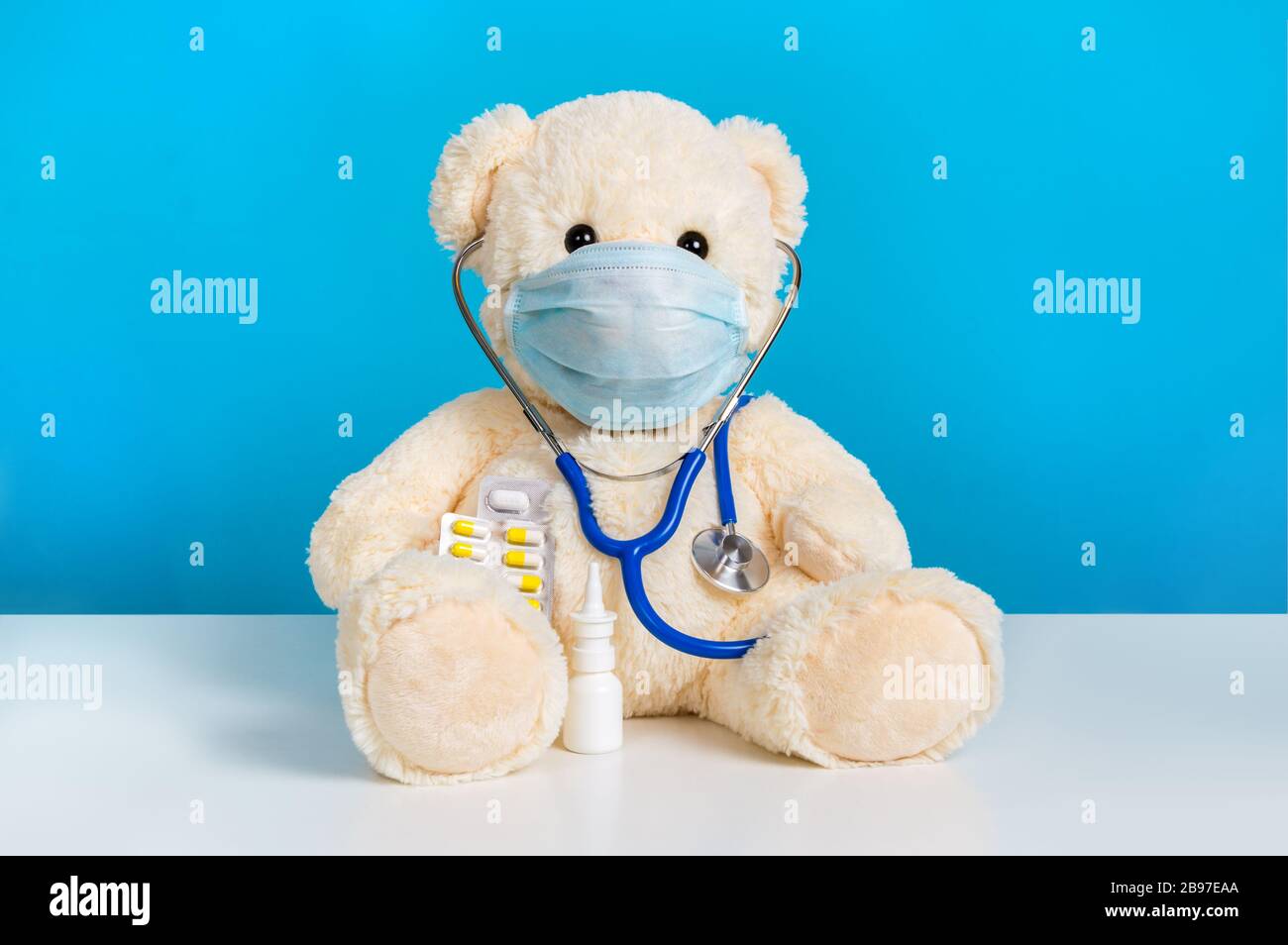 Medicine bear hi-res stock photography and images - Alamy