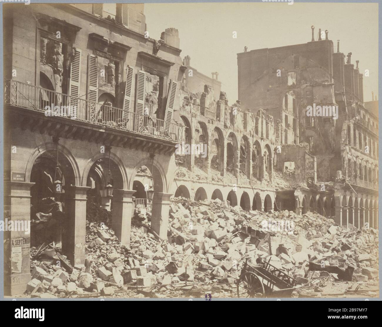 War ministry paris hi-res stock photography and images - Alamy