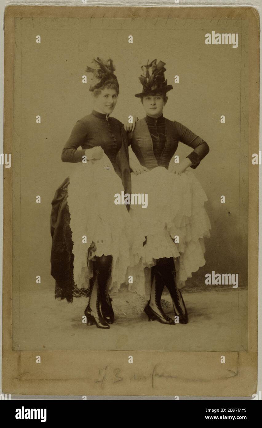 PORTRAIT OF LOUISE WEBER AND OTHER DANCER Portrait de Louise Weber et ...