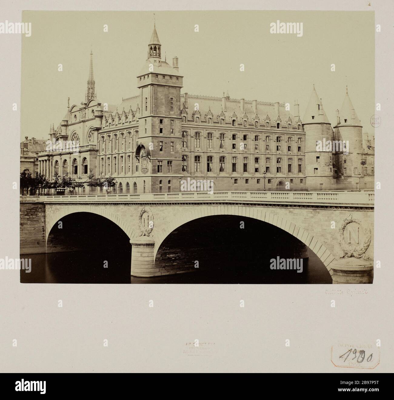 THE CLOCK TOWER AND DOCK CLOCK 1858 1st district, PARIS La tour de l ...