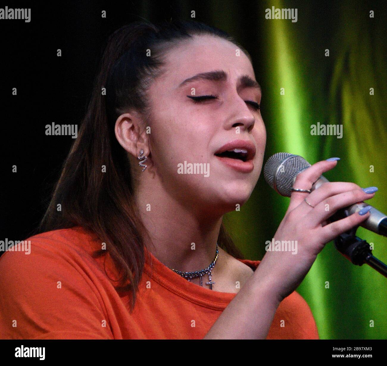 Female celebrity 2020 hi-res stock photography and images - Alamy