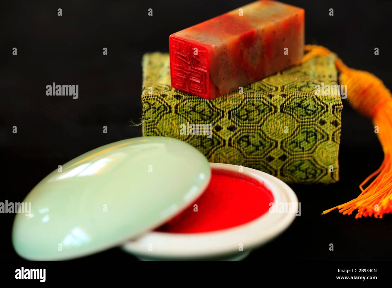 Chinese stone seal，China's traditional arts and crafts Stock Photo - Alamy