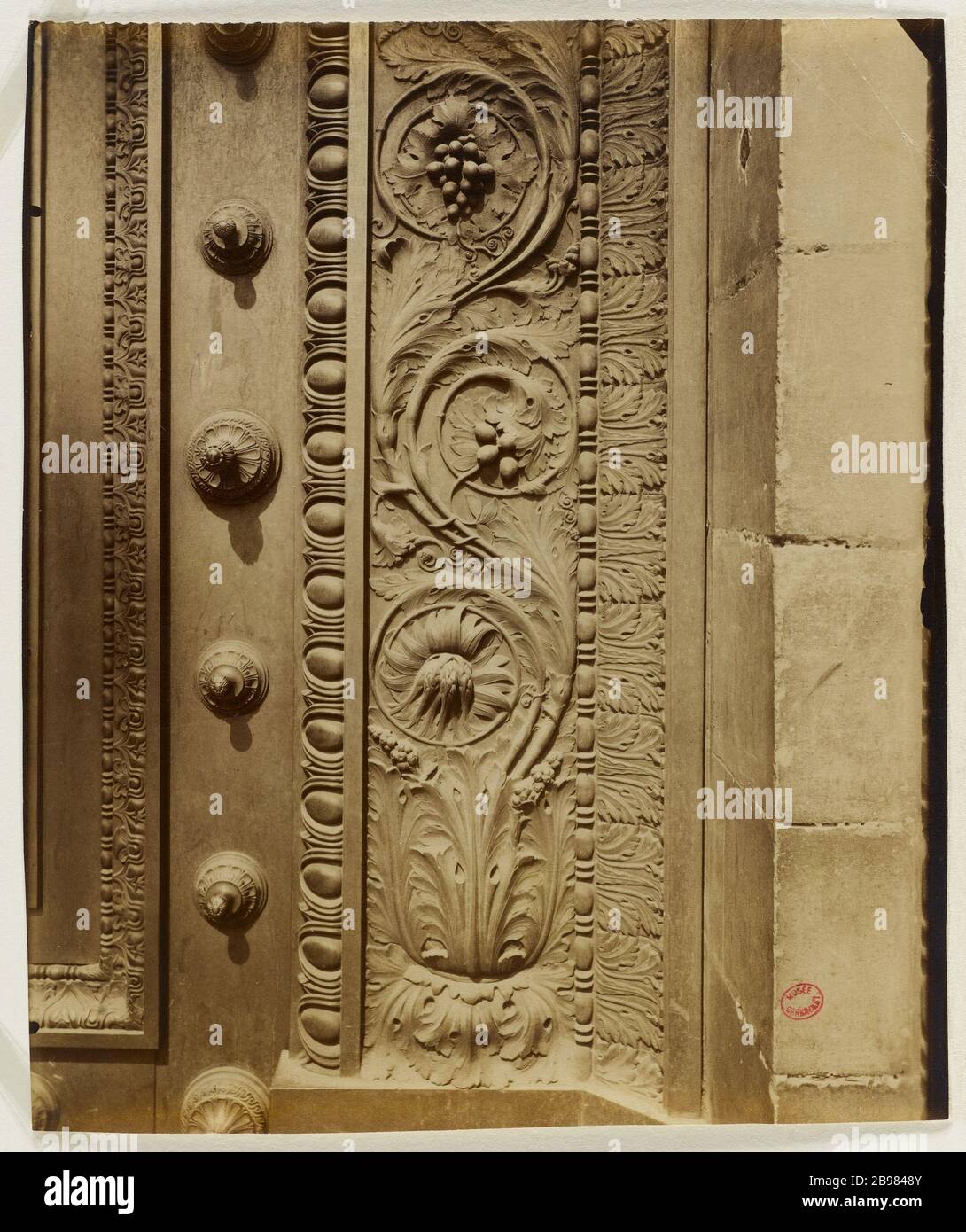 Paris la madeleine door hi-res stock photography and images - Alamy