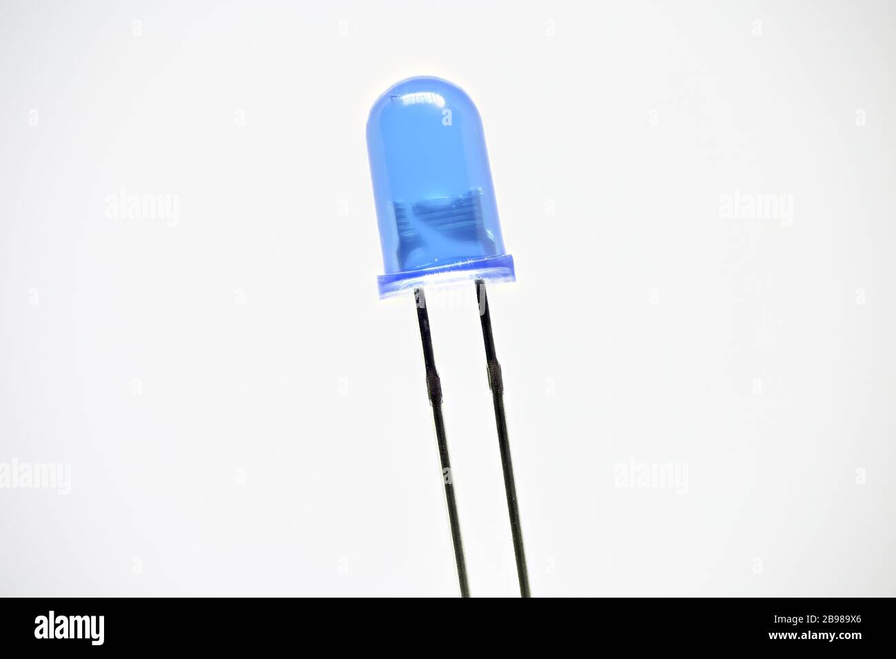 Semiconductor diode hi-res stock photography and images - Alamy