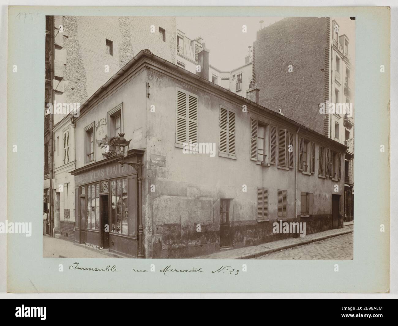 Marcadet hi-res stock photography and images - Alamy