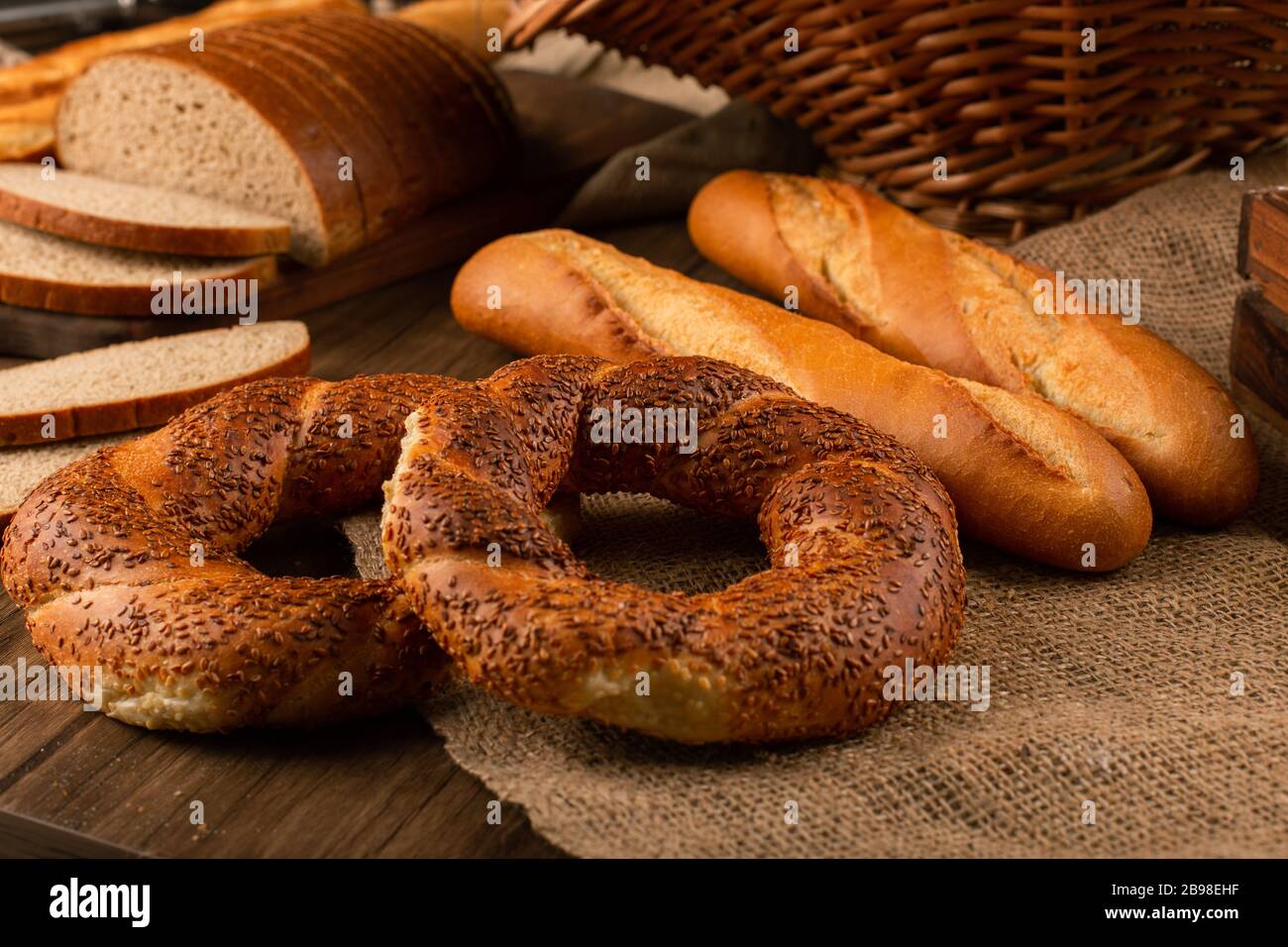 Bagels with baguette and slices of bread Stock Photo - Alamy