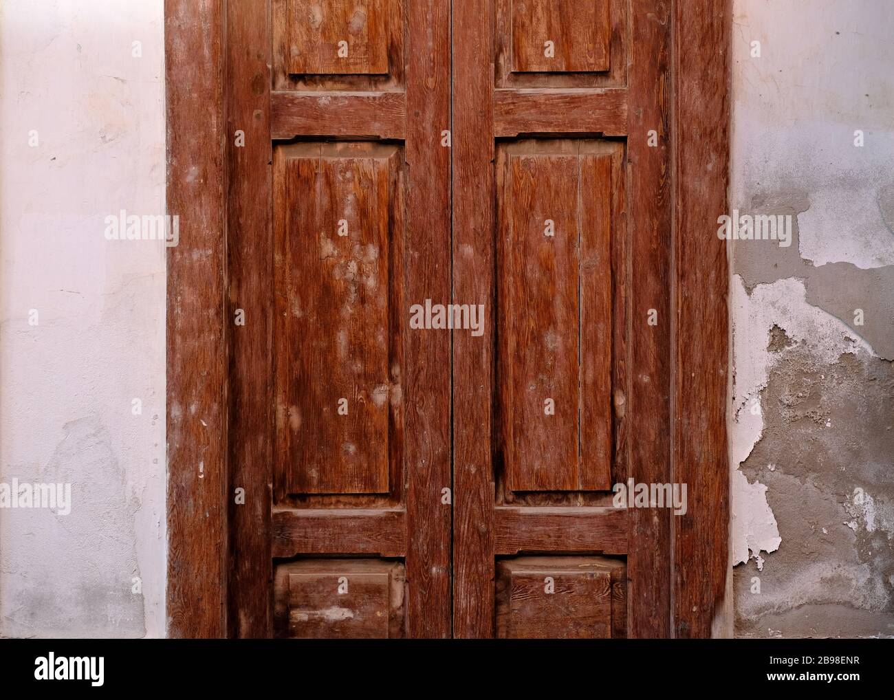 Beautiful hardwood timber door in warm brown color, architecture detail ...