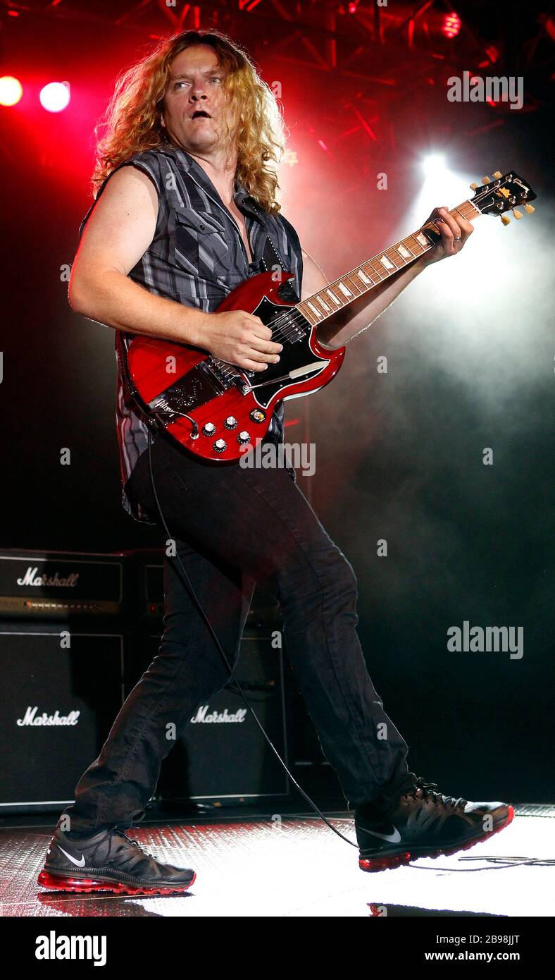 Tesla guitarist Frank Hannon performs with the rest of the band at the ...