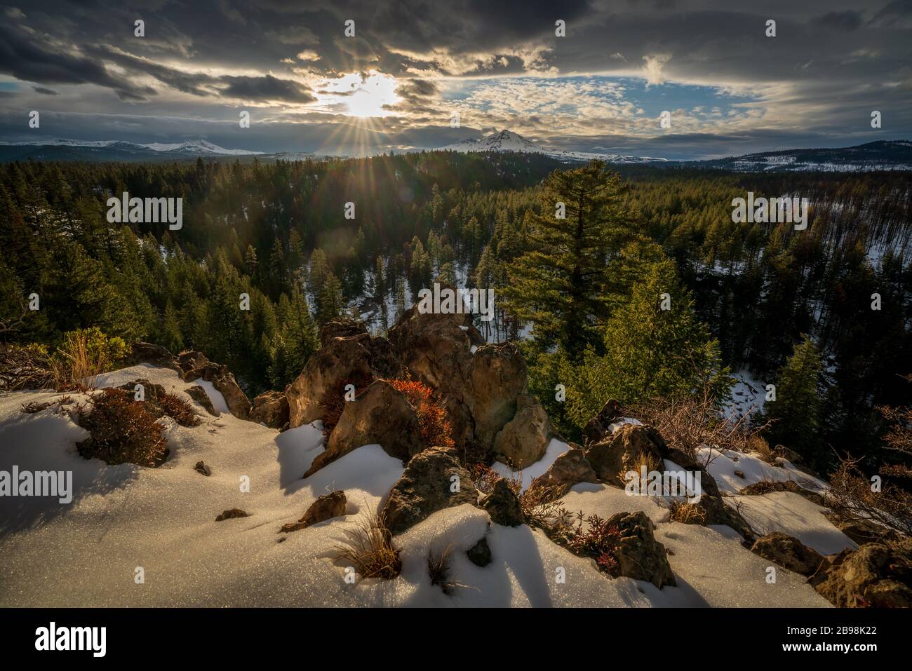 Blue mountains oregon hi-res stock photography and images - Alamy