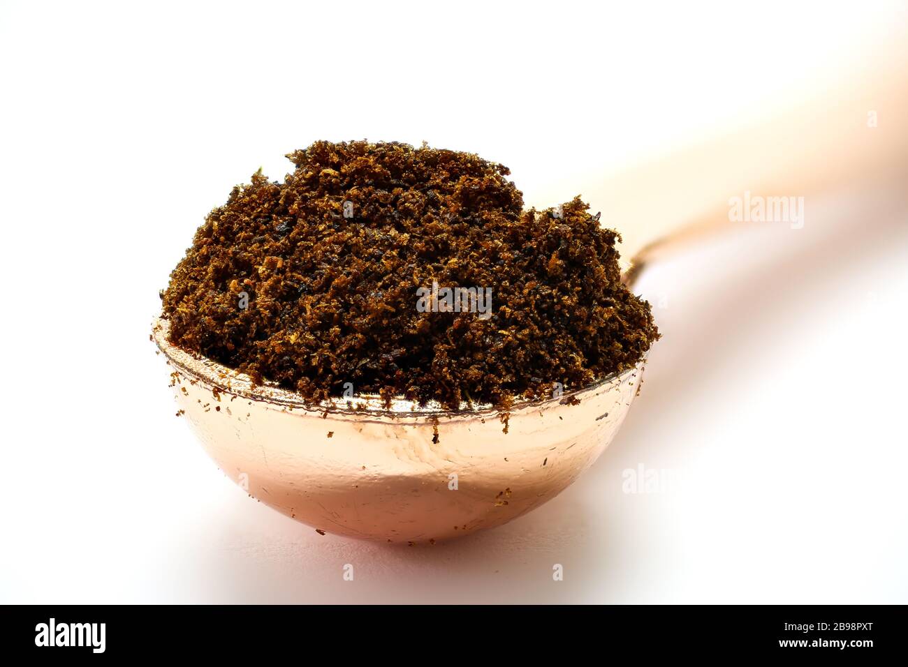 Ground cloves hi-res stock photography and images - Alamy