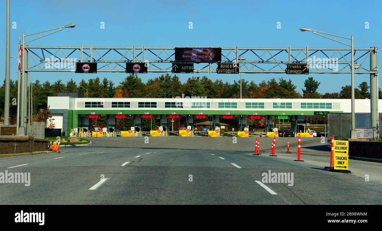 Thousands Islands, New York - October 25, 2019 - The U.S custom border ...