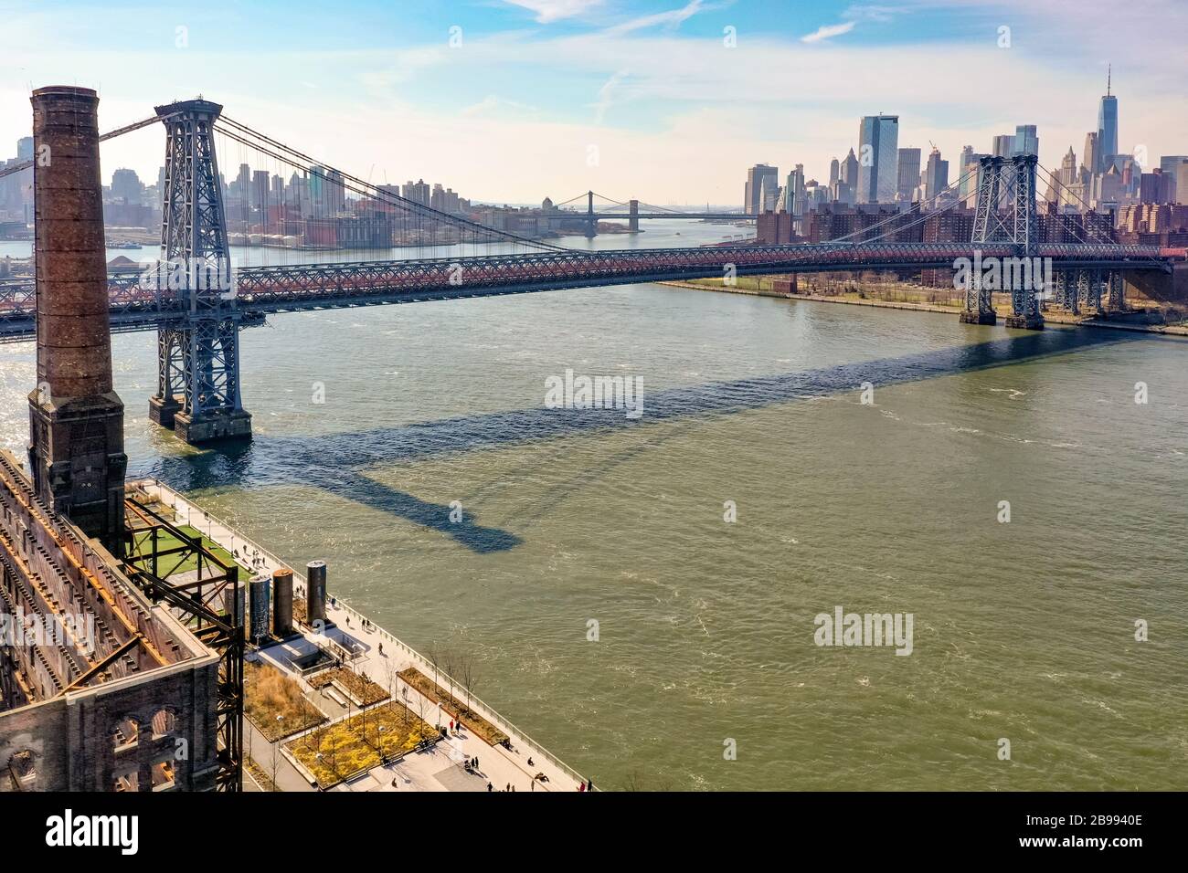 Aerial williamsburg bridge brooklyn ny hi-res stock photography and ...