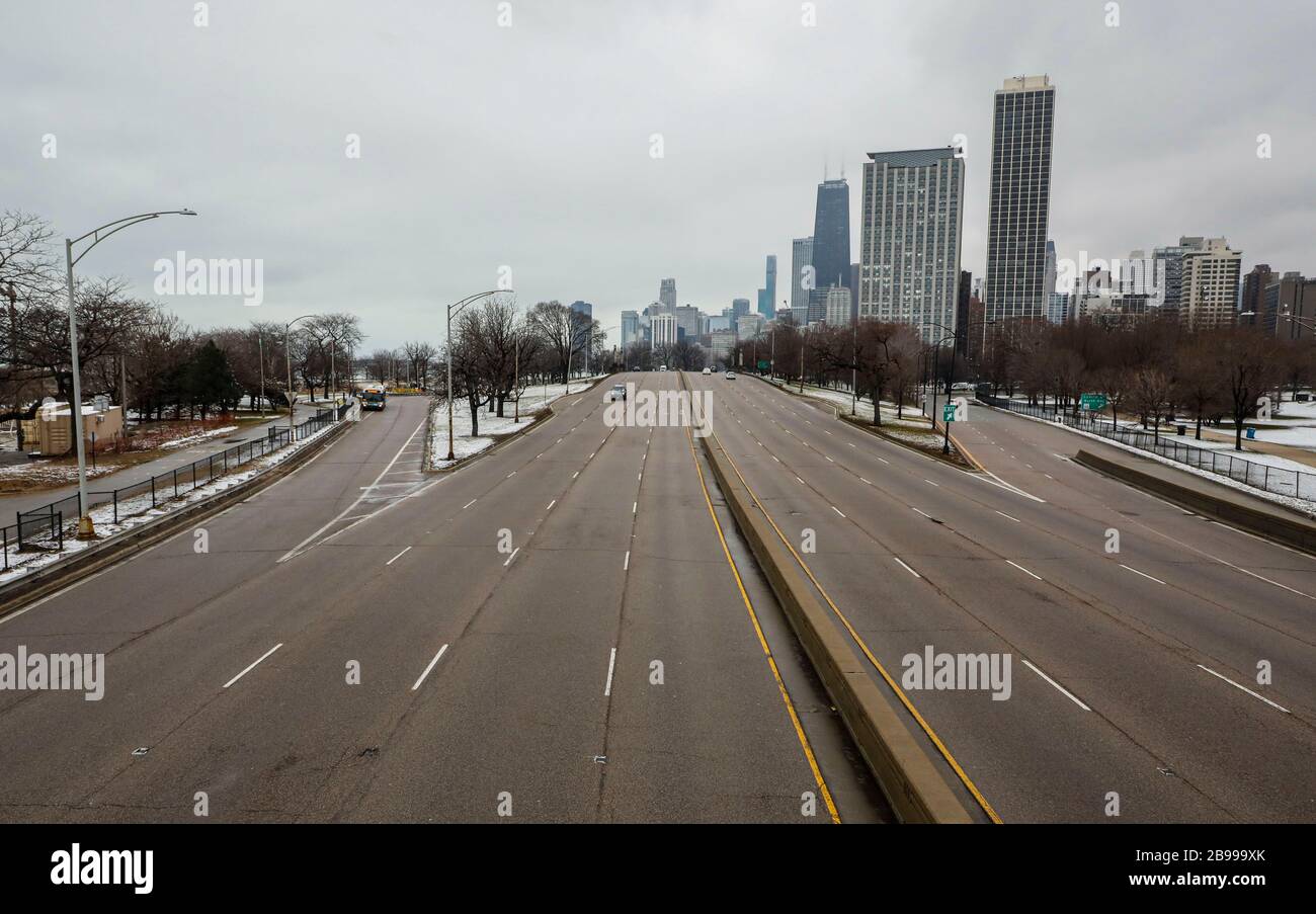 Chicago, Illinois, USA. 23rd Mar, 2020. Nearly empty roads are seen ...