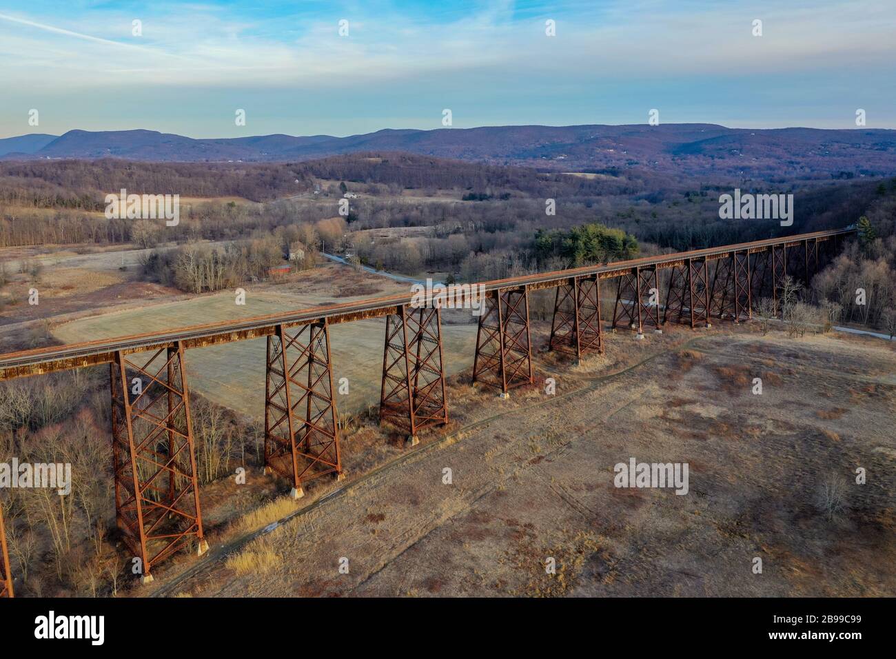 Train and viaduct in silhouette hi-res stock photography and images - Alamy