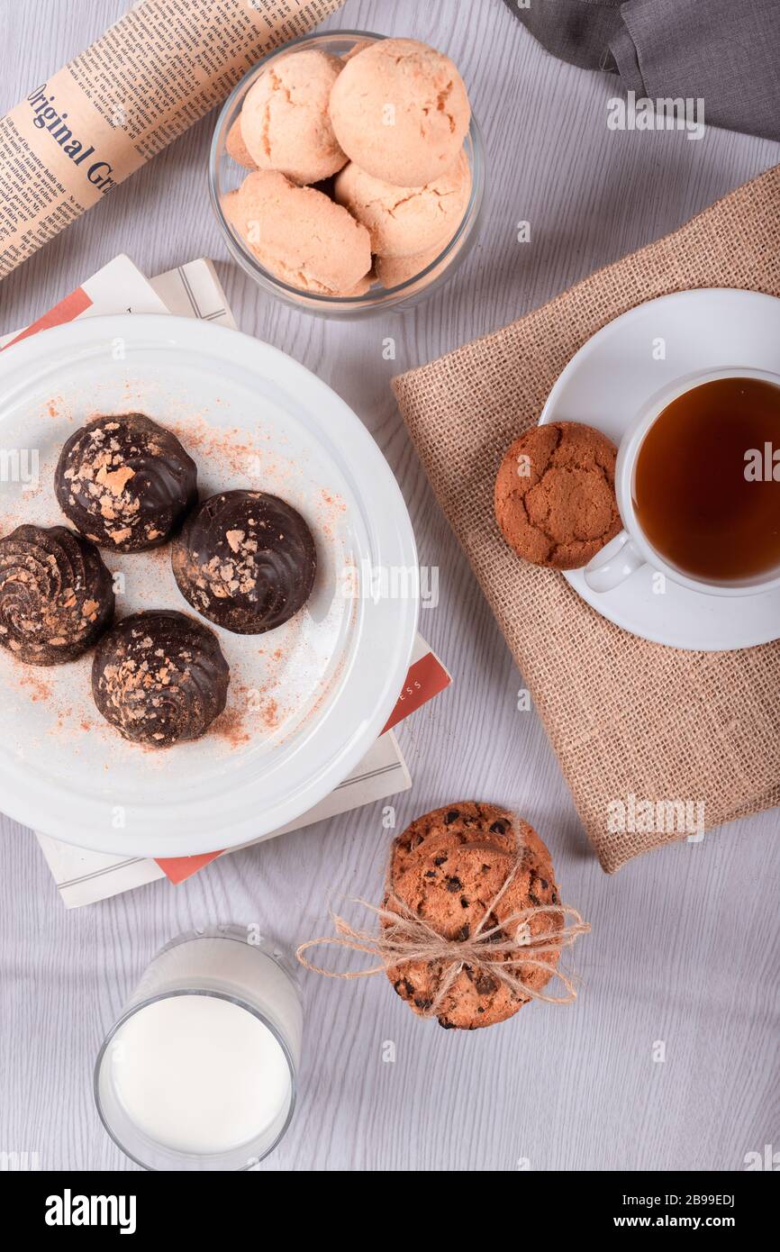 Tea with sweet snacks hi-res stock photography and images - Alamy