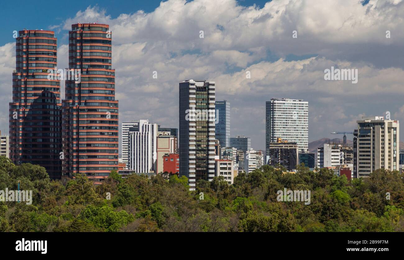 Skyline showing modern highrise office buildings in the heart of Mexico ...