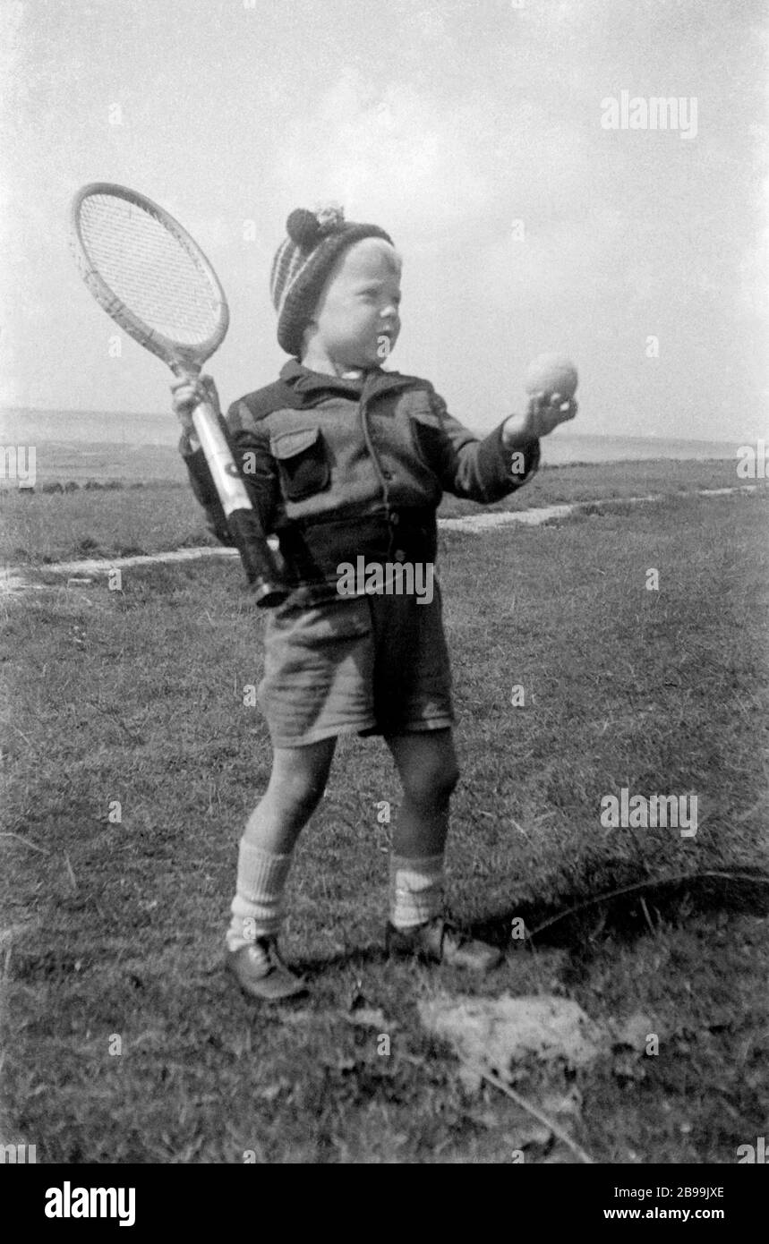Tennis model released hi-res stock photography and images - Alamy