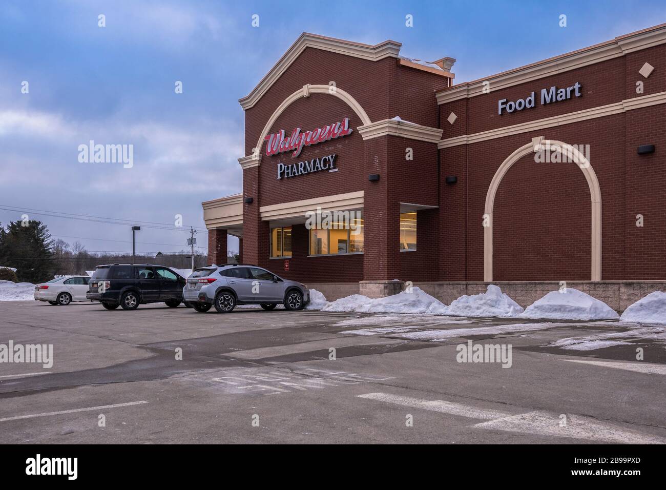 Walgreen hi-res stock photography and images - Alamy