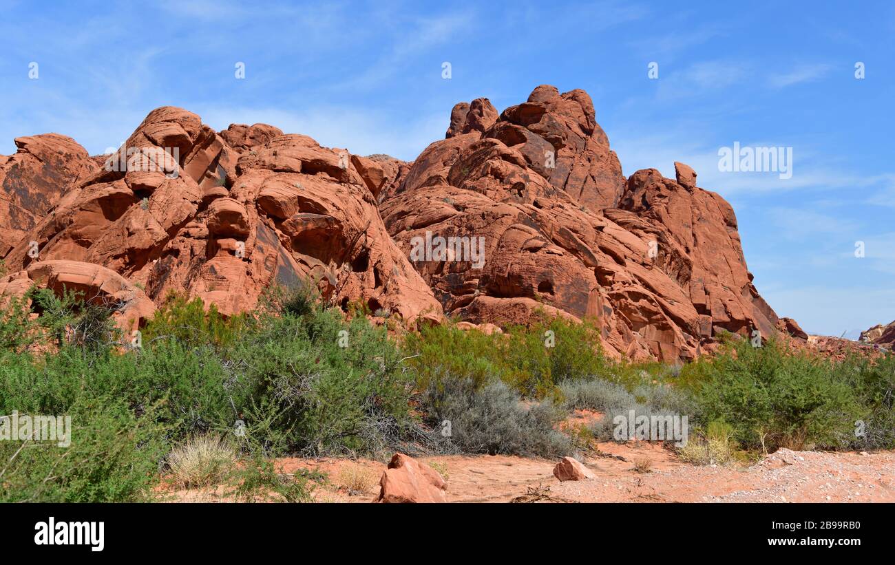 Reddish rock formation in the Valley of Fire State Park in the Clark ...