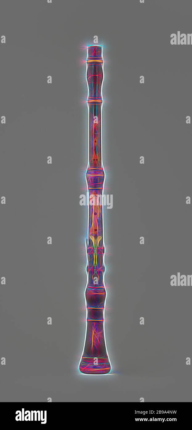 Oboe, oboe of palm wood with two brass valves. Vote barrel at the cup ...