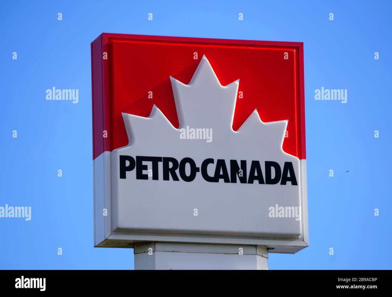 Petro canada hi-res stock photography and images - Alamy