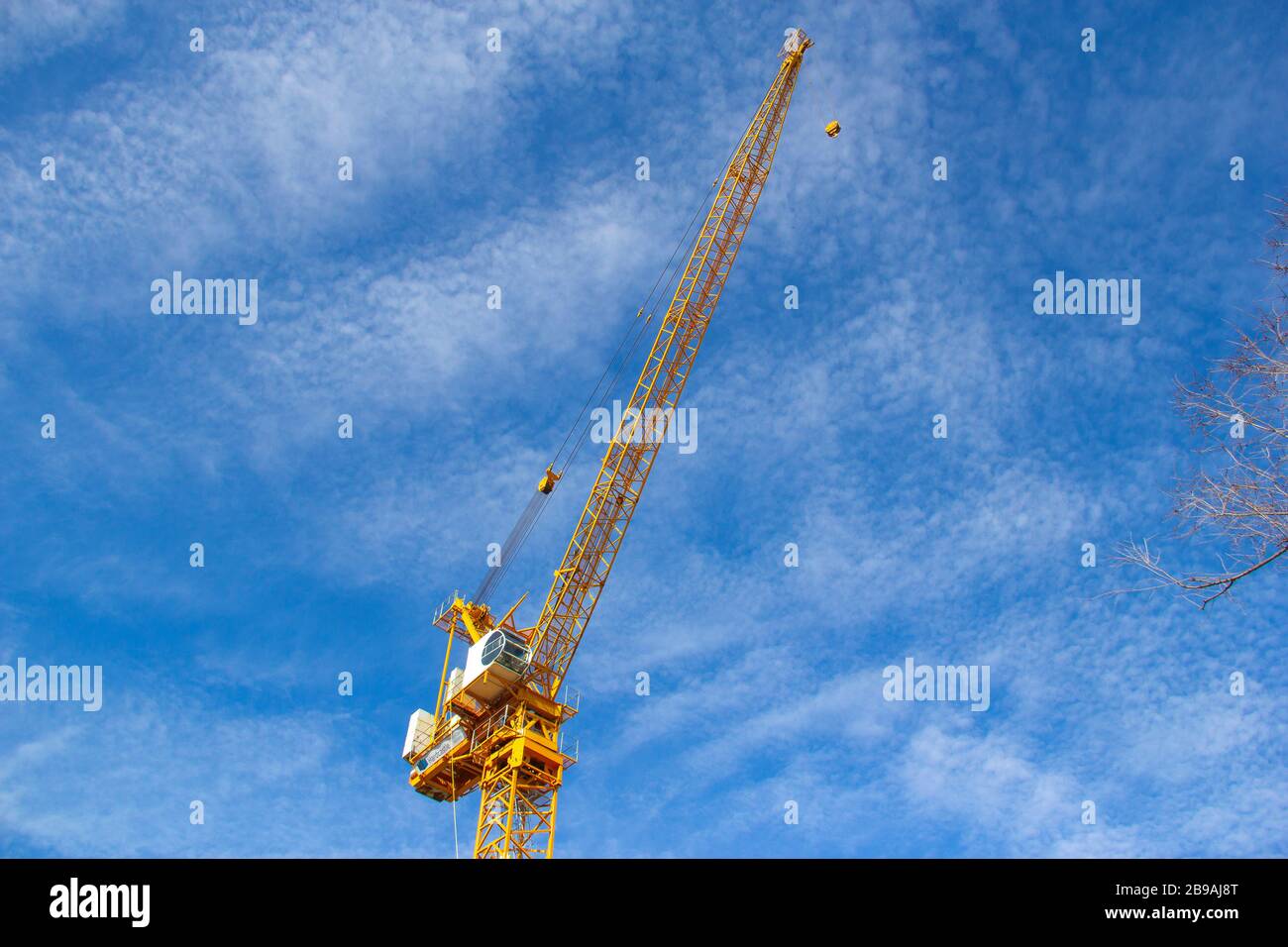 Tower crane operator cabin hi-res stock photography and images - Alamy