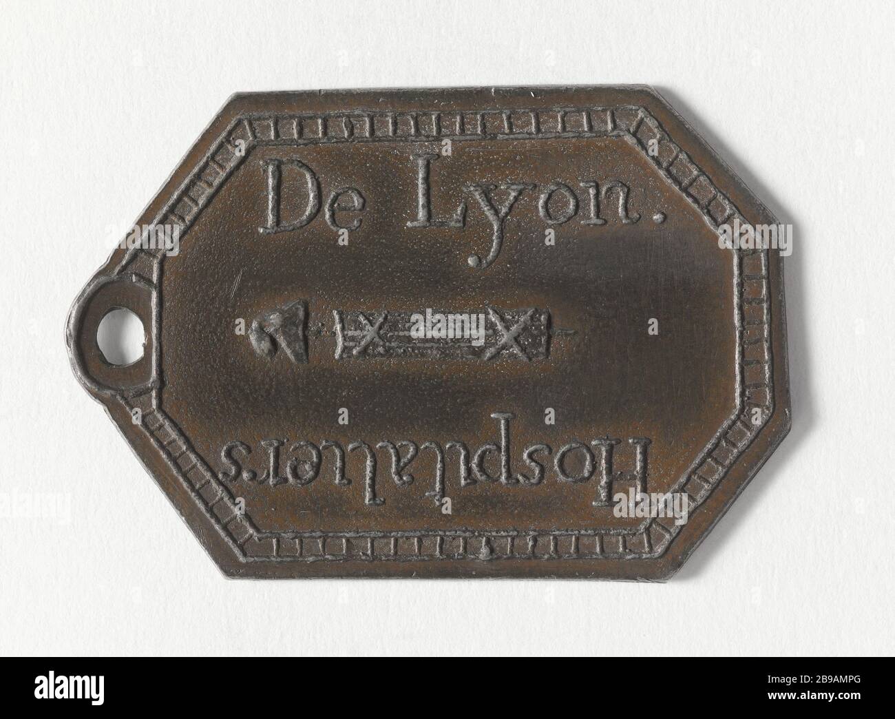BADGE OF HOSPITAL LYON 1793 Anonyme. "Insigne des hospitaliers de Lyon ...