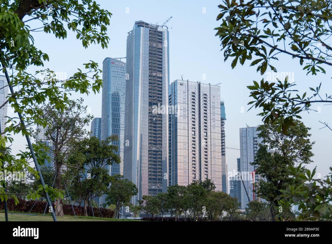 Unfinished skyscrapers buildings hi-res stock photography and images ...