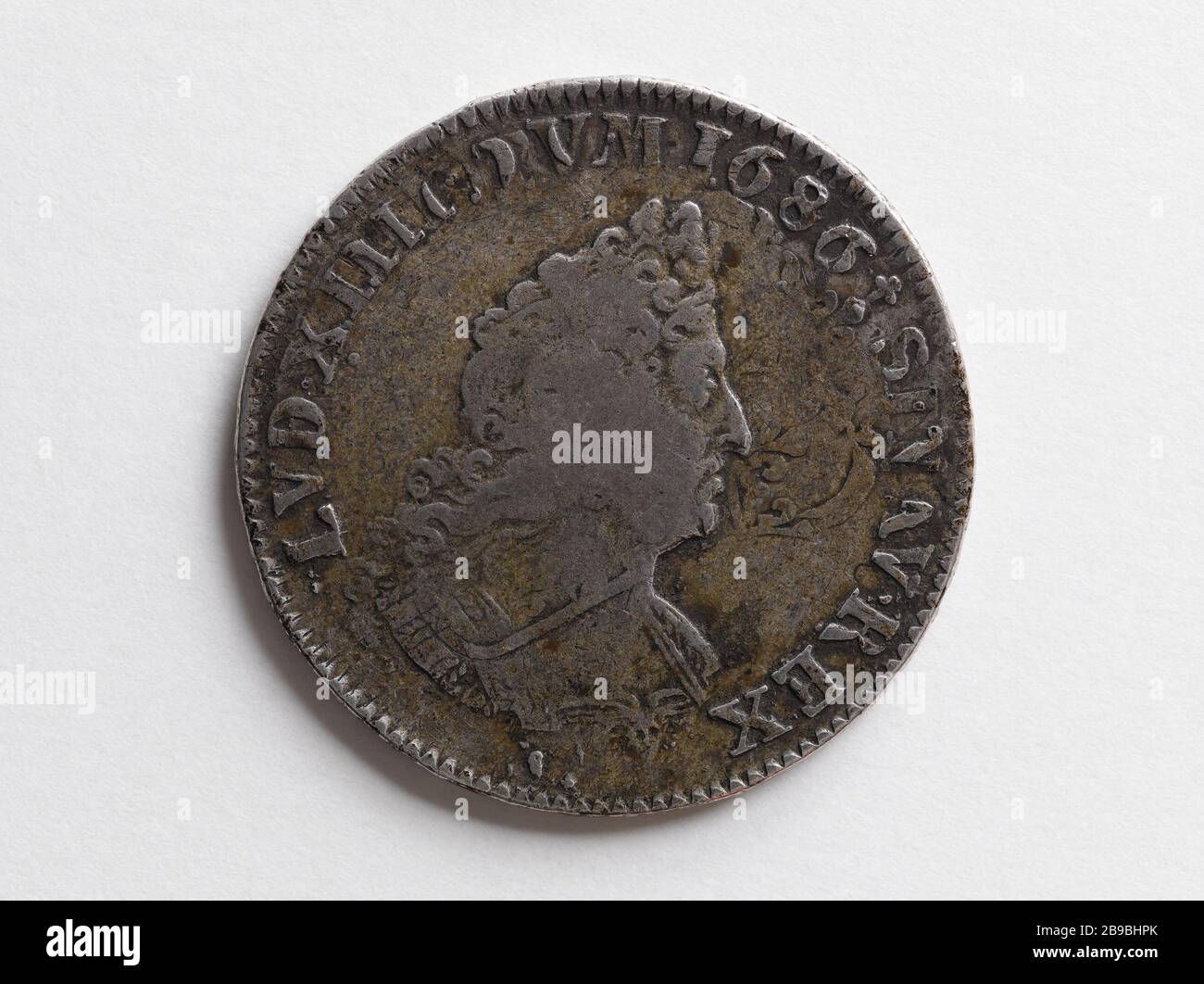 Half of Flanders crown insignia of Louis XIV, 1701 Anonyme. Demi-écu de ...