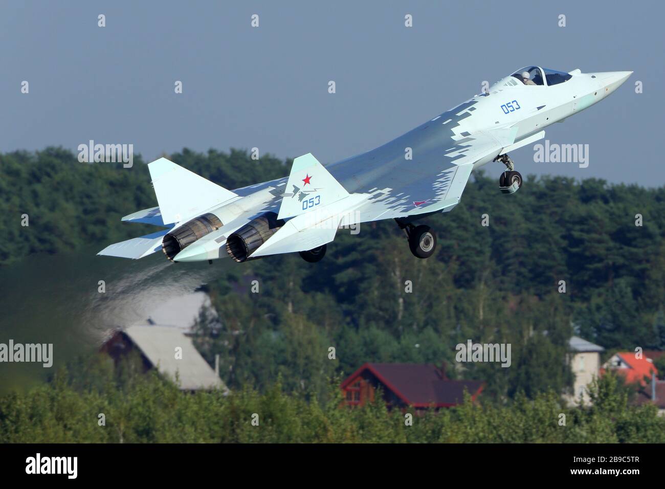 Sukhoi su 57 hi-res stock photography and images - Alamy