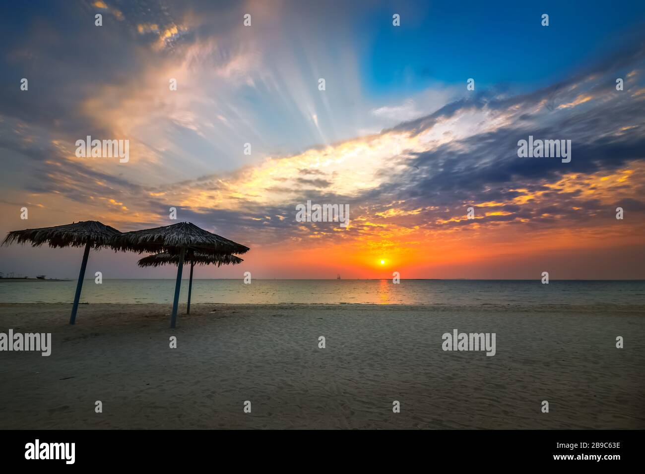 Morning view of Fanateer Beach -Al Jubail Saudi Arabia Stock Photo - Alamy