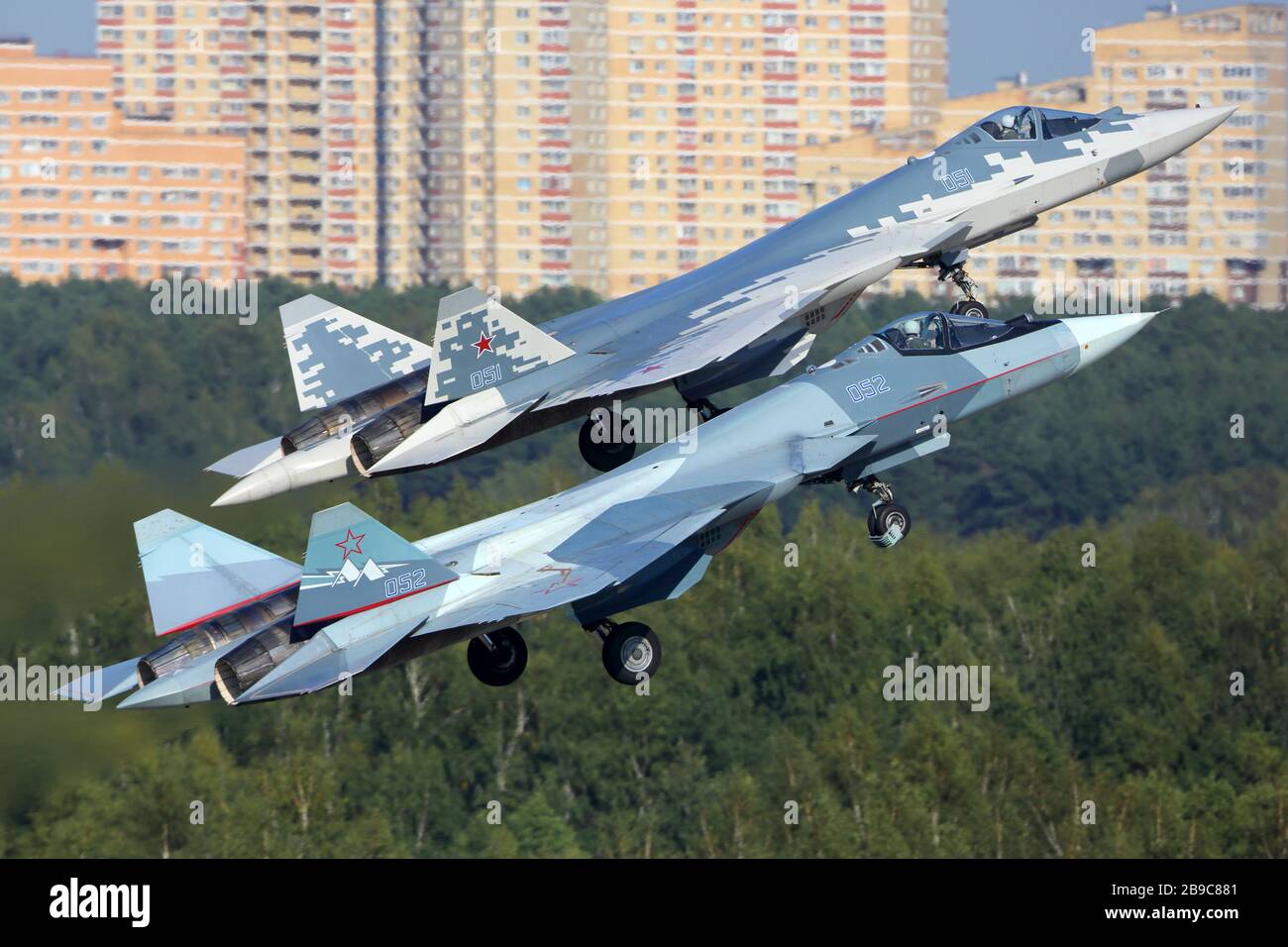 Su 57 hi-res stock photography and images - Alamy