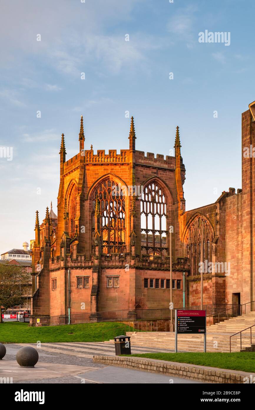 Coventry cathedral spire hi-res stock photography and images - Alamy