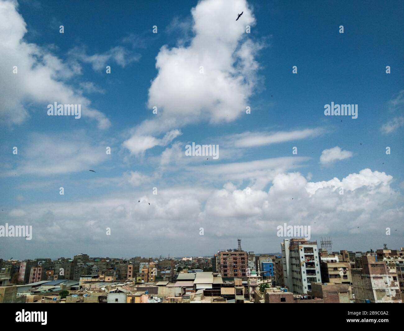 Karachi skyline hi-res stock photography and images - Alamy