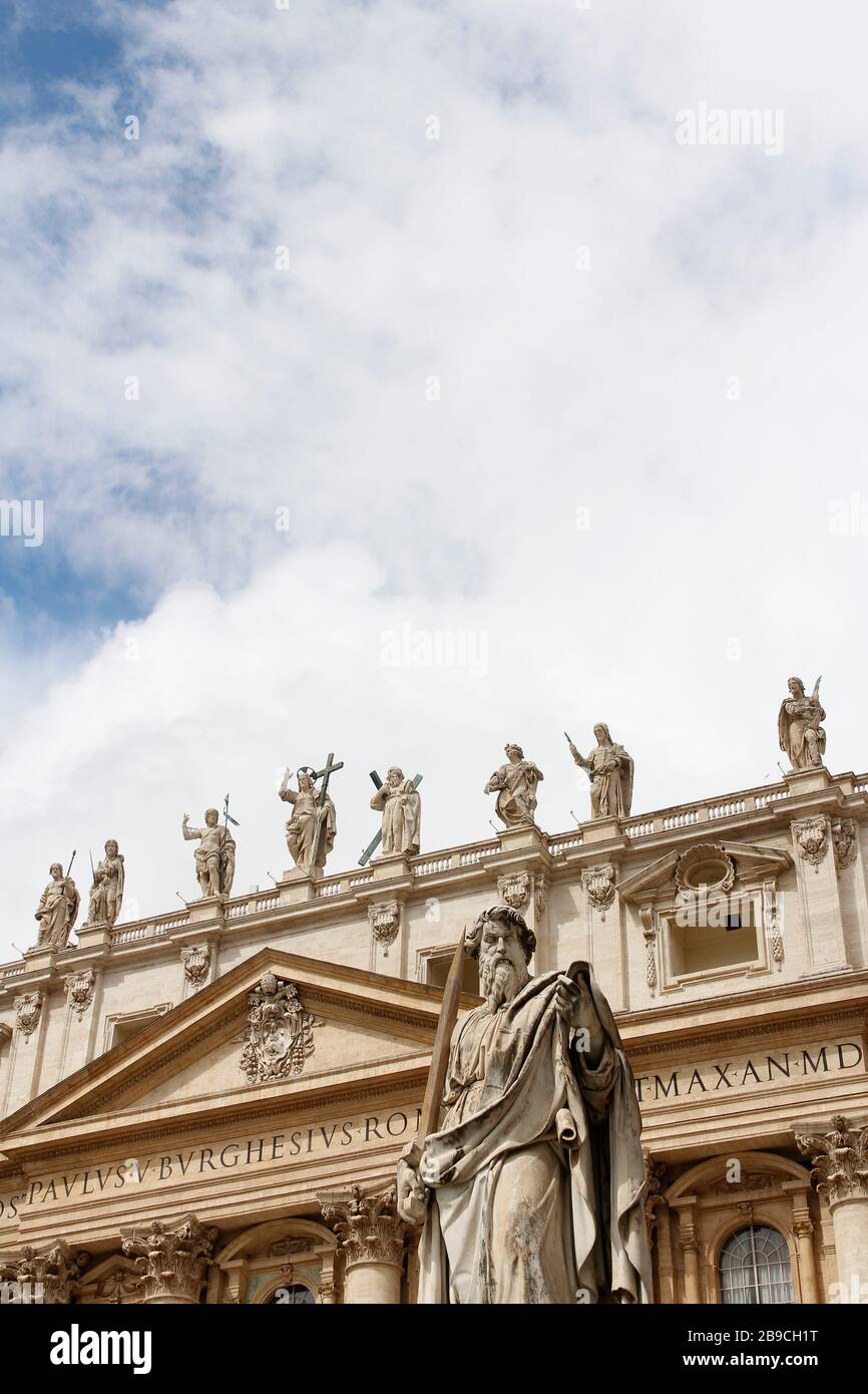 St paul with sword hi-res stock photography and images - Alamy