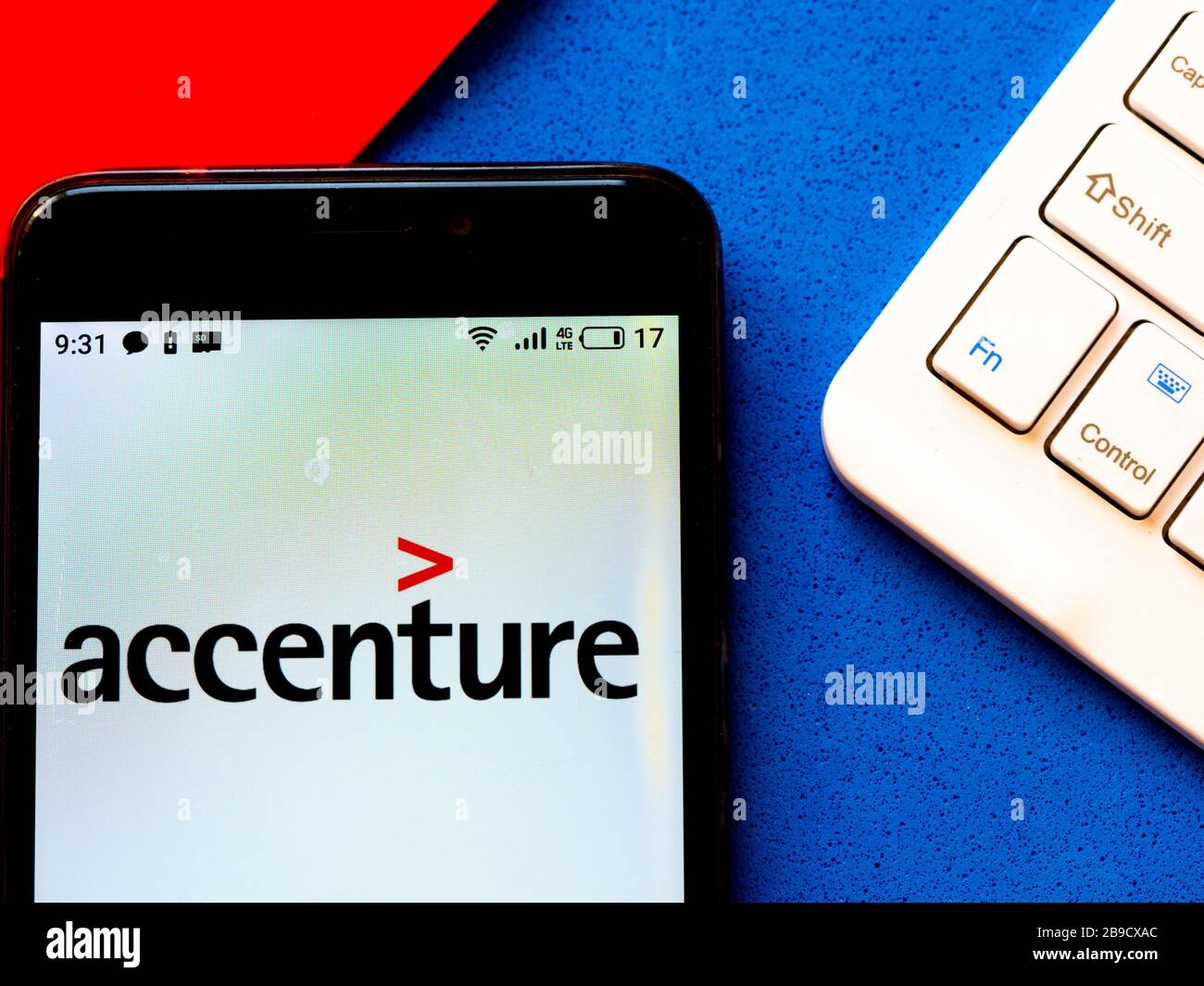 Accenture logo hi-res stock photography and images - Alamy