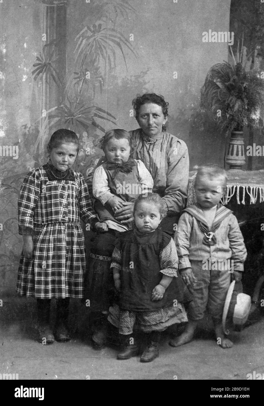 1920s family photo hi-res stock photography and images - Alamy