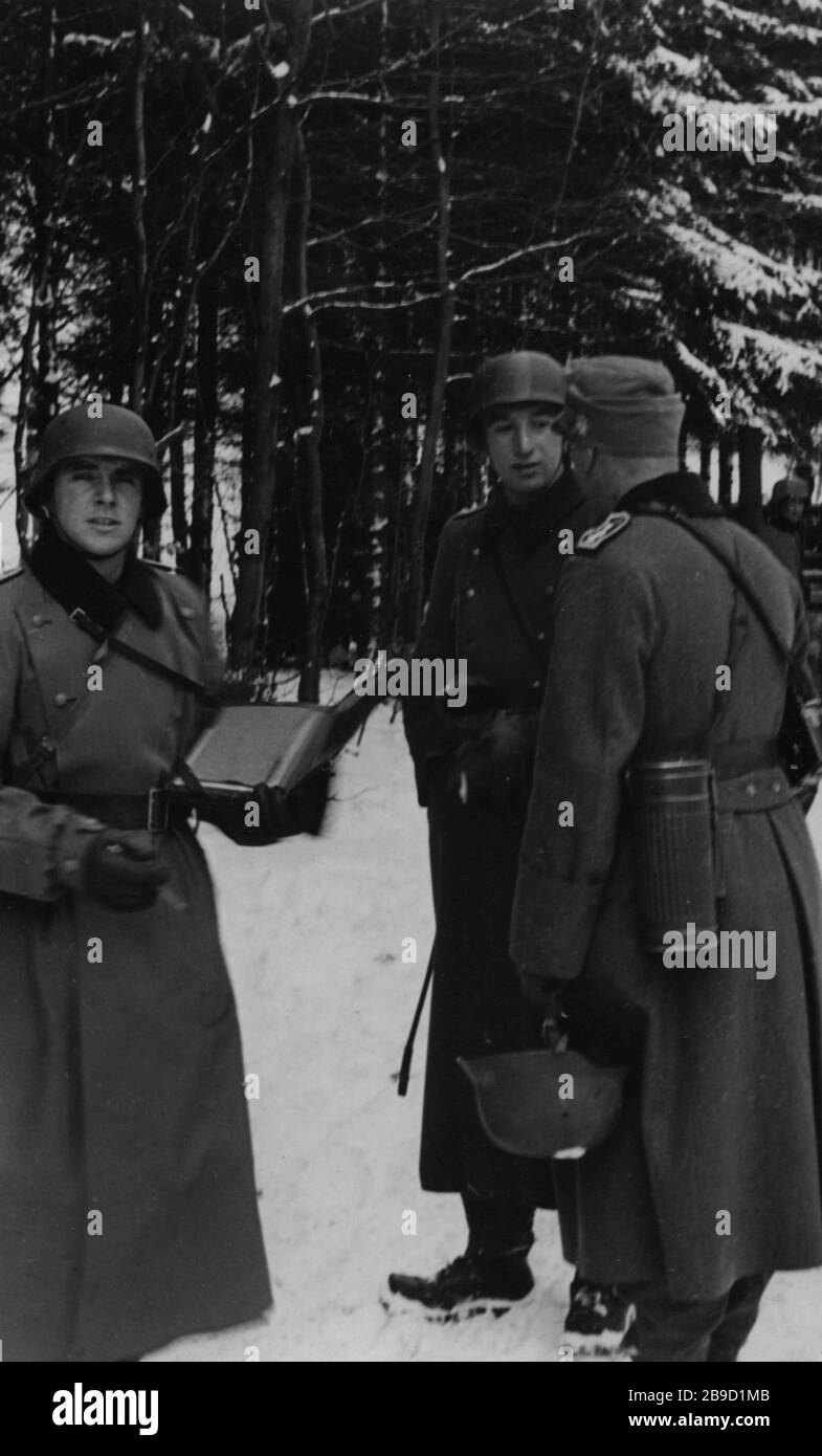 Mountain troops hi-res stock photography and images - Alamy