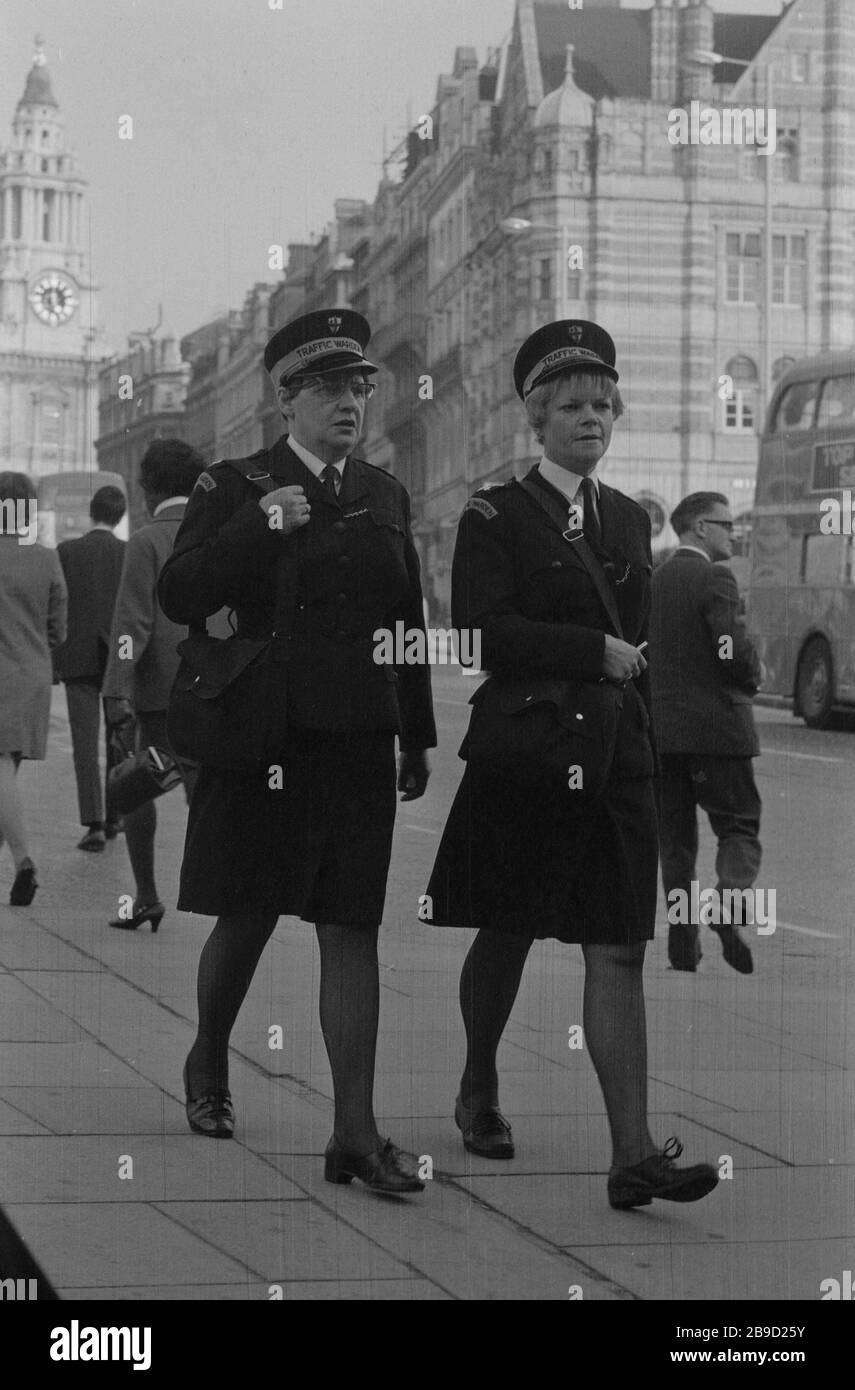 Police uniform 1970s hi-res stock photography and images - Alamy