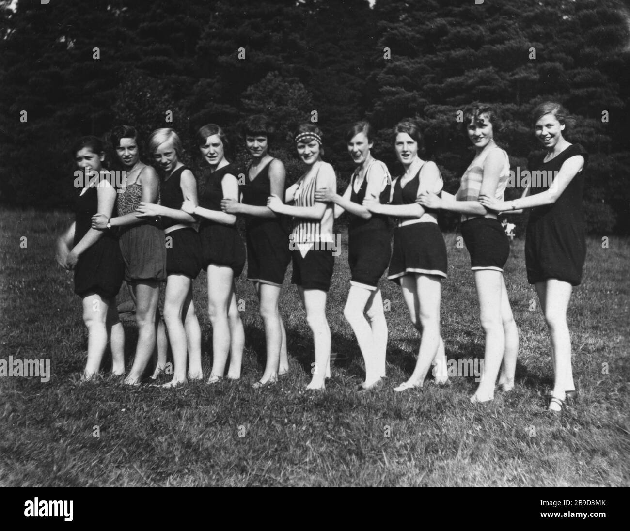 1920s sport women fashion hi-res stock photography and images - Alamy