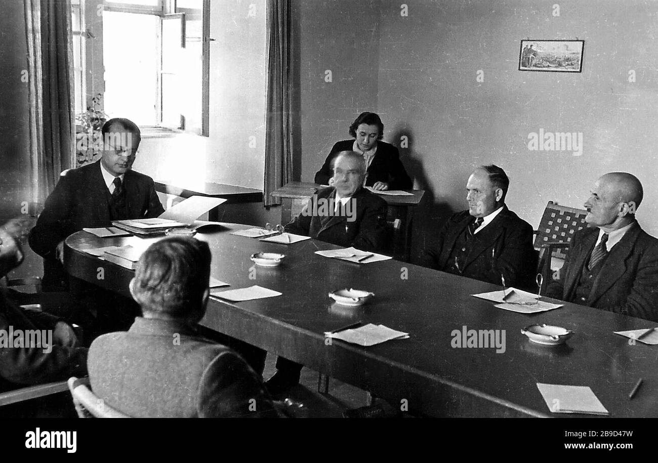 Meeting of the nsdap hi-res stock photography and images - Alamy