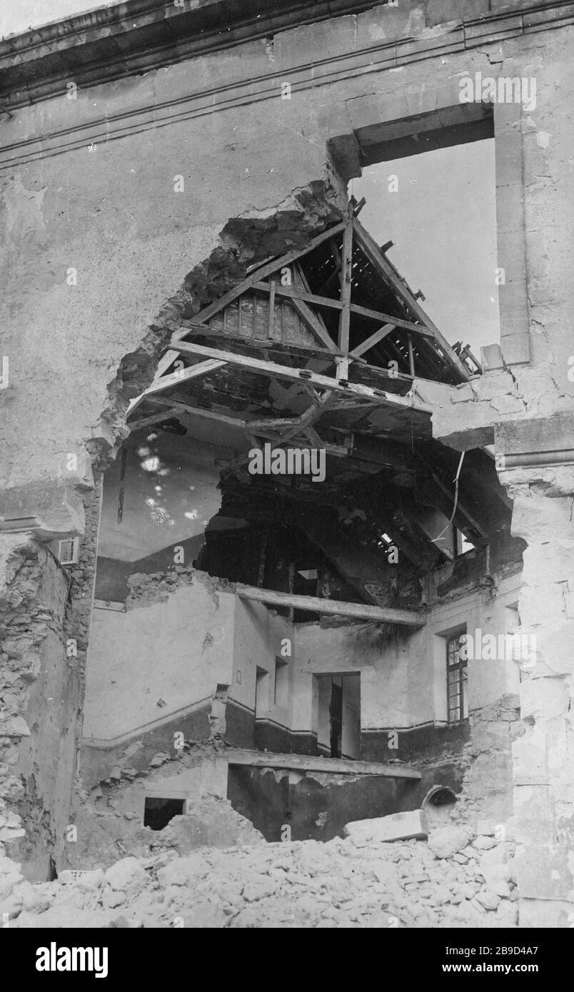 Barracks military unit hi-res stock photography and images - Alamy