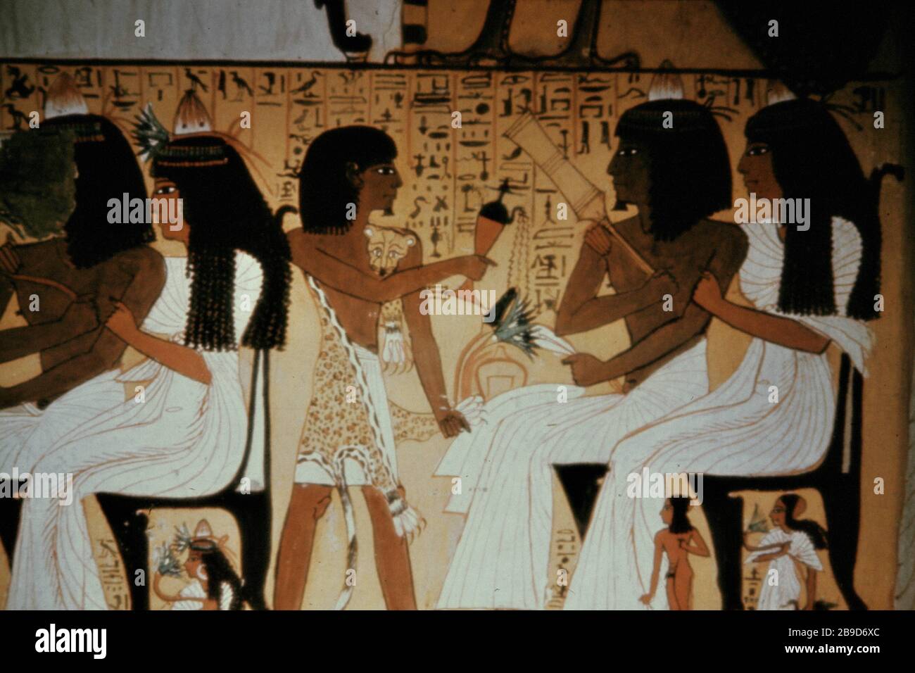 Tomb of senenmut hi-res stock photography and images - Alamy